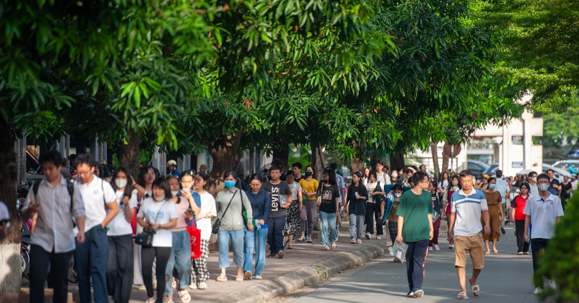 Đề thi môn Tiếng Anh tuyển sinh vào lớp 10 tại Thái Bình năm 2025