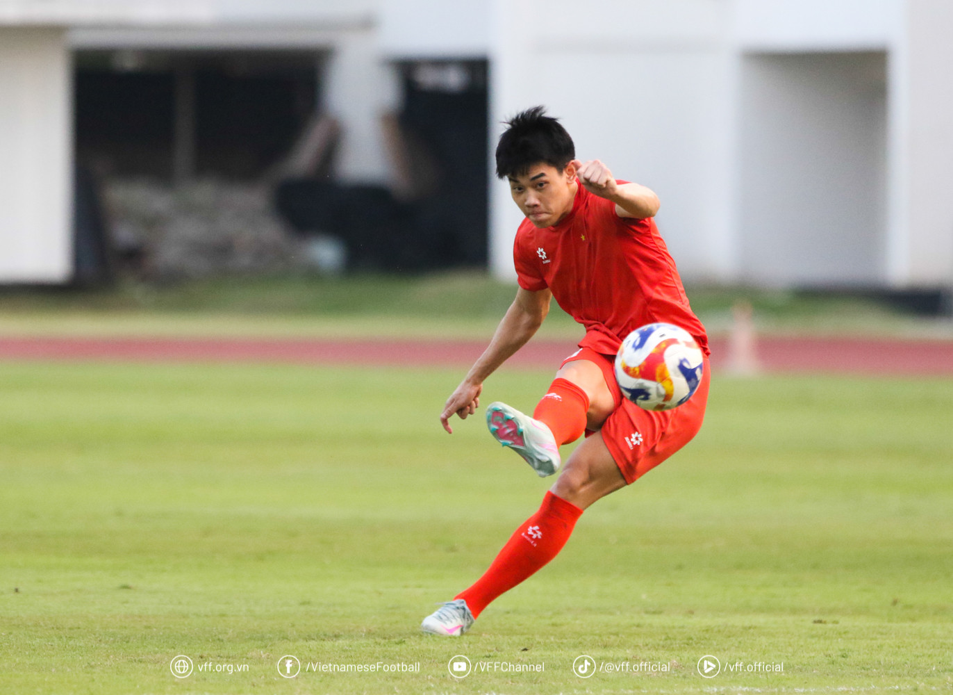 Lý Đức báo tin cực vui, U23 Việt Nam chờ quyết đấu Philippines