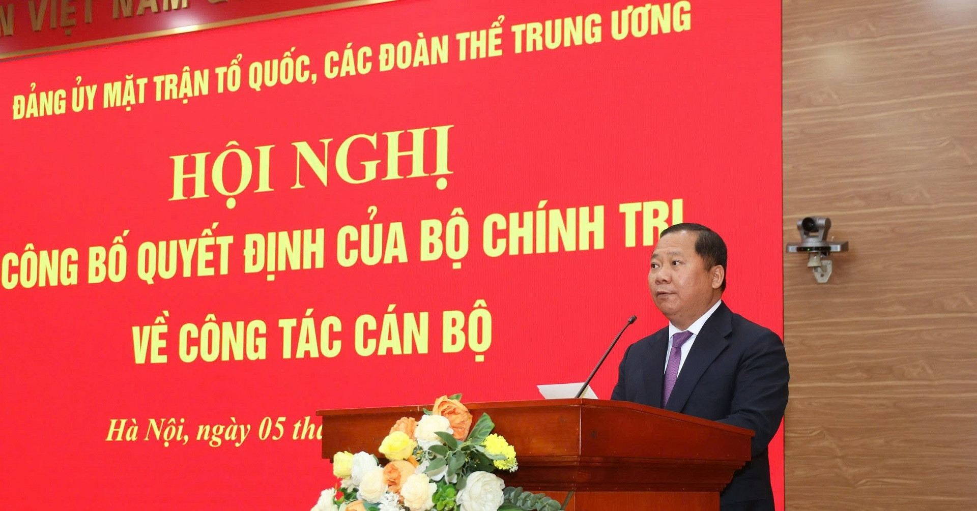 Ông Nguyễn Phi Long làm Phó bí thư Đảng ủy MTTQ, các đoàn thể Trung ương