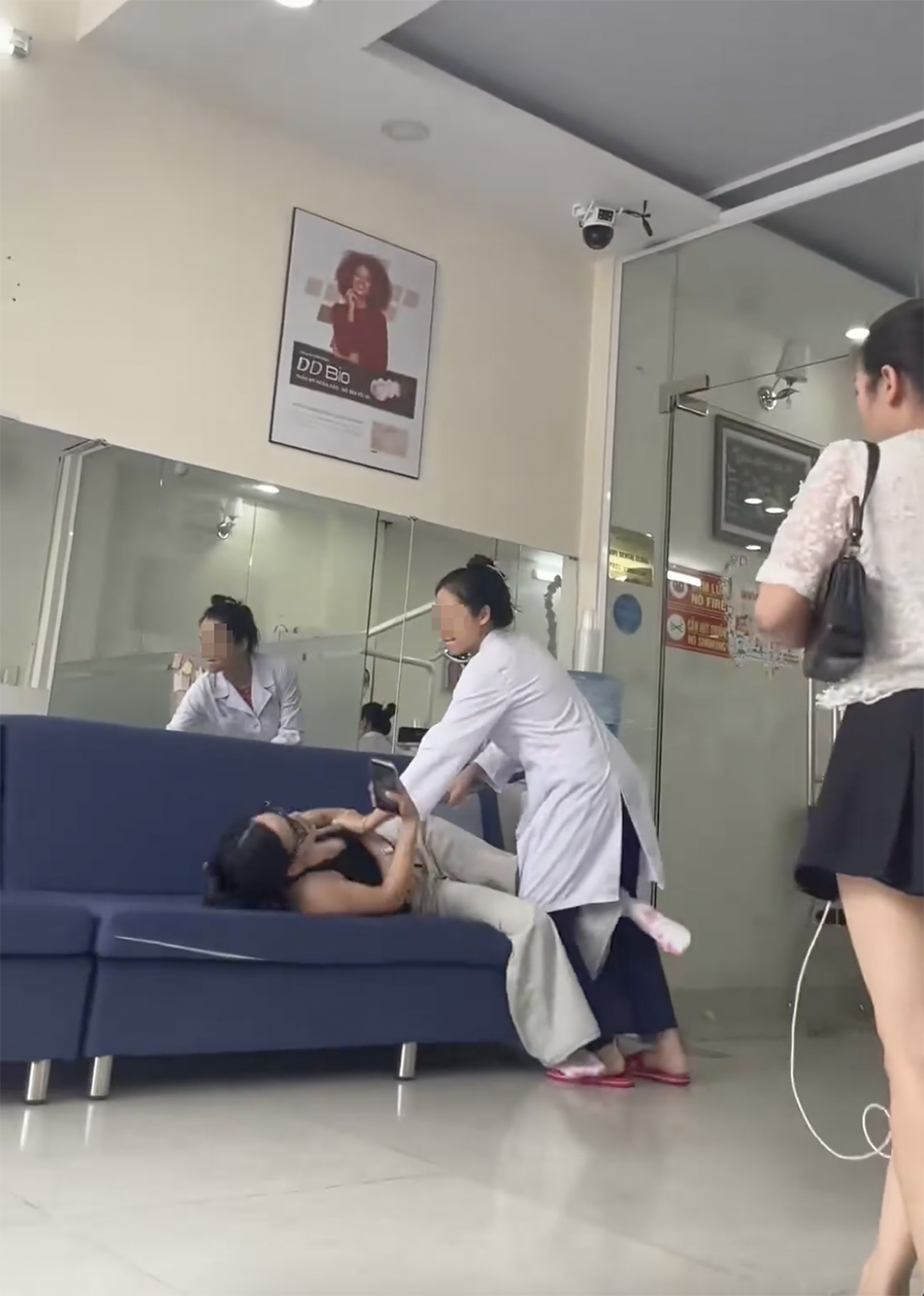 Xác minh clip bác sĩ nha khoa hành hung khách hàng tại phòng khám ở TPHCM