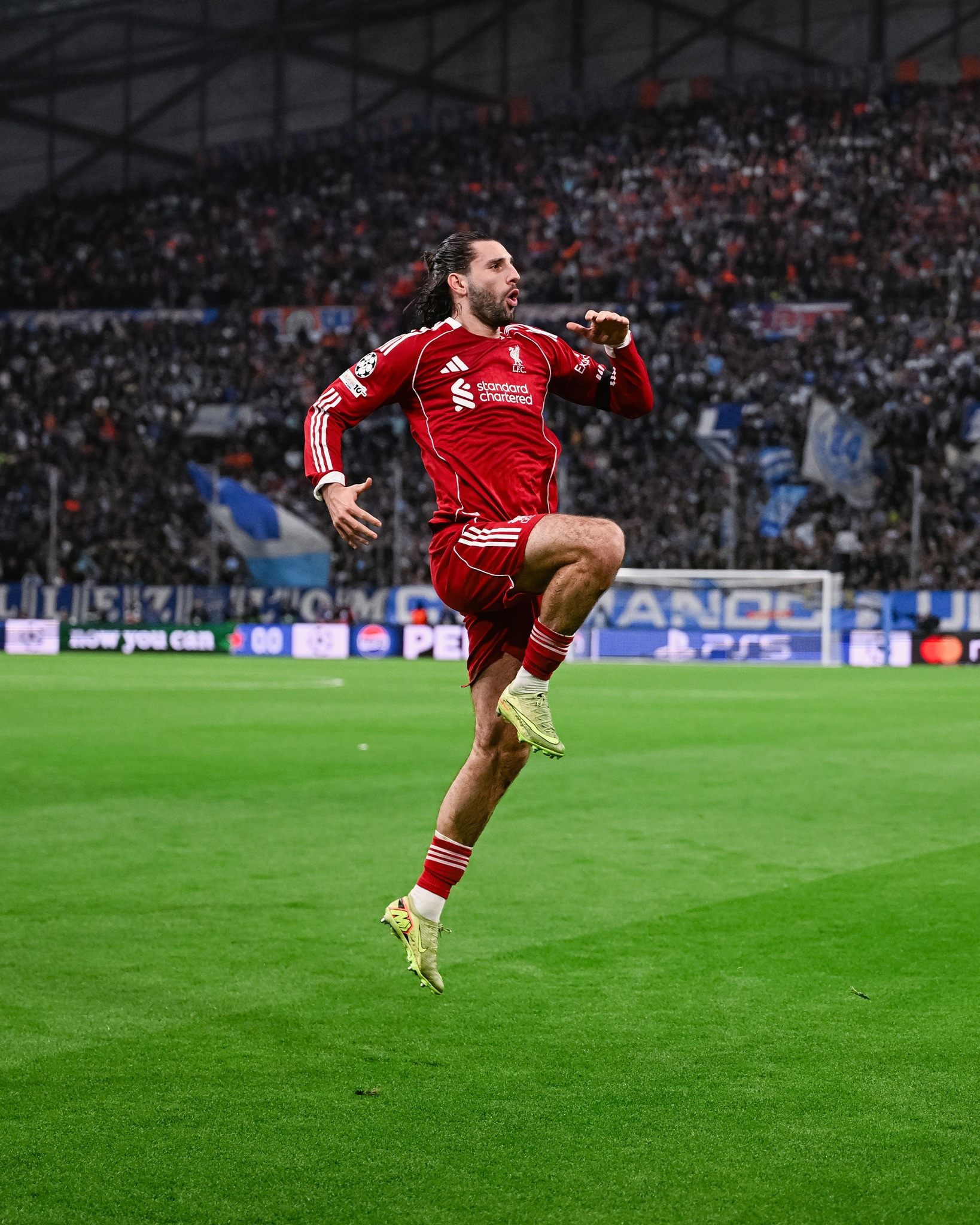 Liverpool menghancurkan Marseille, membuka jalan menuju babak 16 besar ...