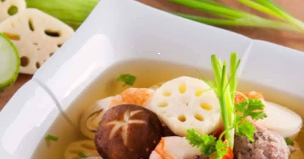 Củ sen tốt cho tiêu hóa, tim mạch nhưng 5 nhóm người cần lưu ý khi ăn