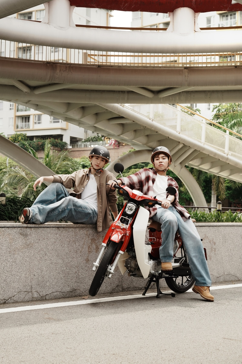 Mason Nguyen releases MV after 'Brother Says Hi', Phuc Anh continues ...