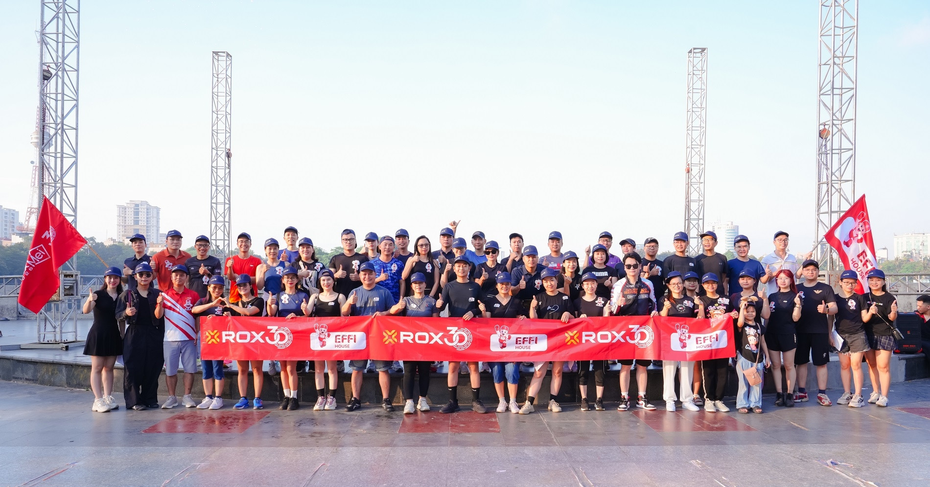 Văn hóa doanh nghiệp truyền cảm hứng sống đẹp tại ROX Group
