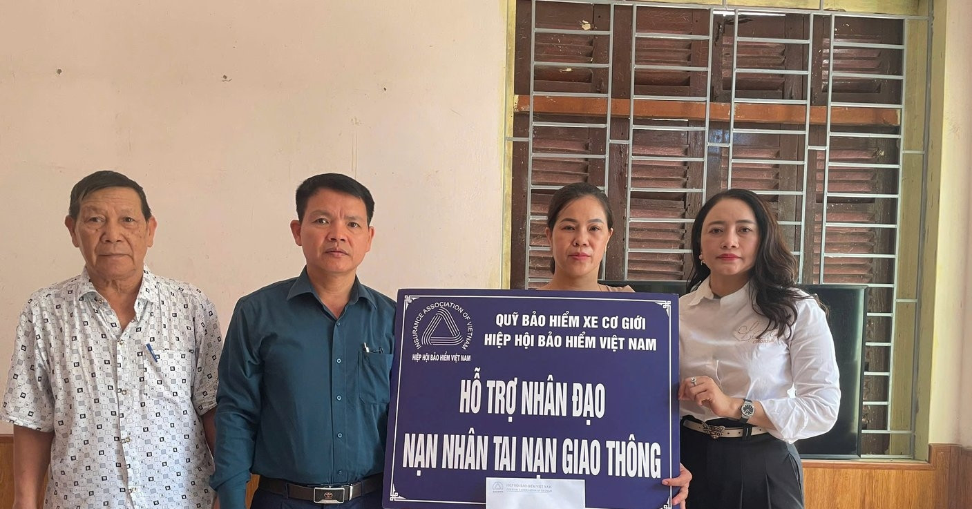 Hỗ trợ 45 triệu đồng cho gia đình nạn nhân tai nạn giao thông tại Hà Nội