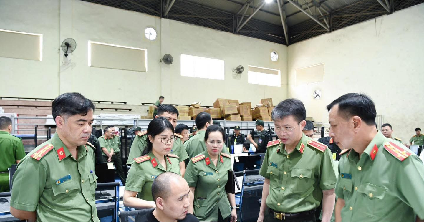 Thiếu tướng Công an chỉ đạo phá đường dây lừa đảo âm mưu lập căn cứ tại ...