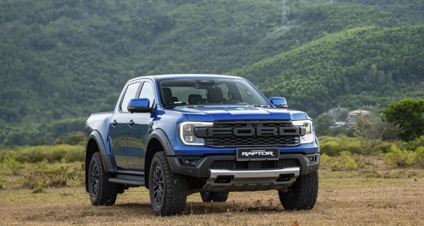 Xe bán tải tháng 5: Ford Ranger hút khách trở lại, Mitsubishi Triton ...