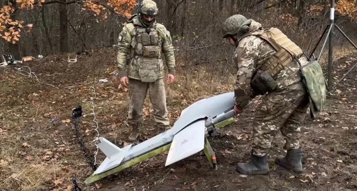 UAV ván ép giả rẻ Molniya, ‘cơn ác mộng’ mới với quân Ukraine
