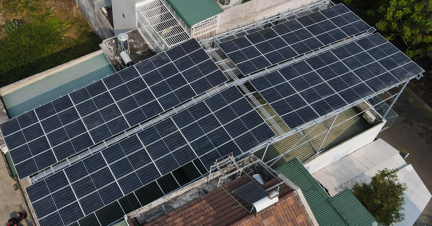 New regulation confirms EVN’s monopoly on surplus rooftop solar energy ...