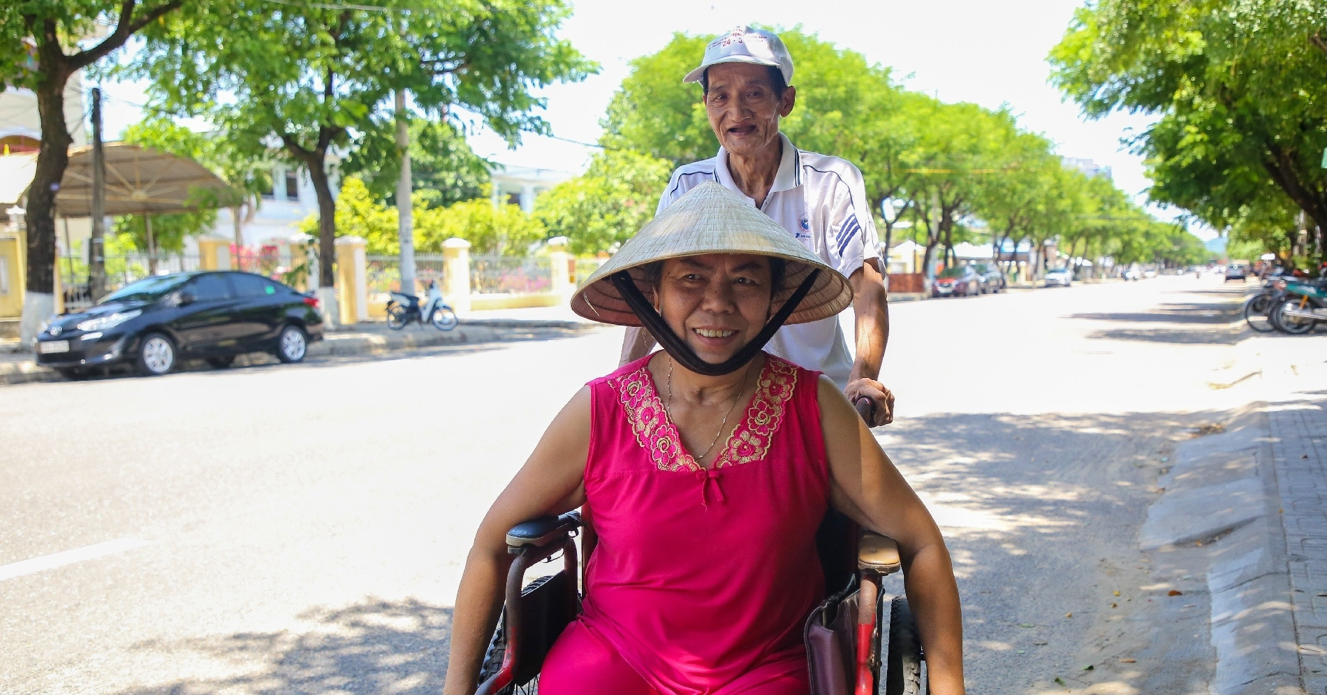 The 'fairy tale' about a deaf mute man and a disabled woman