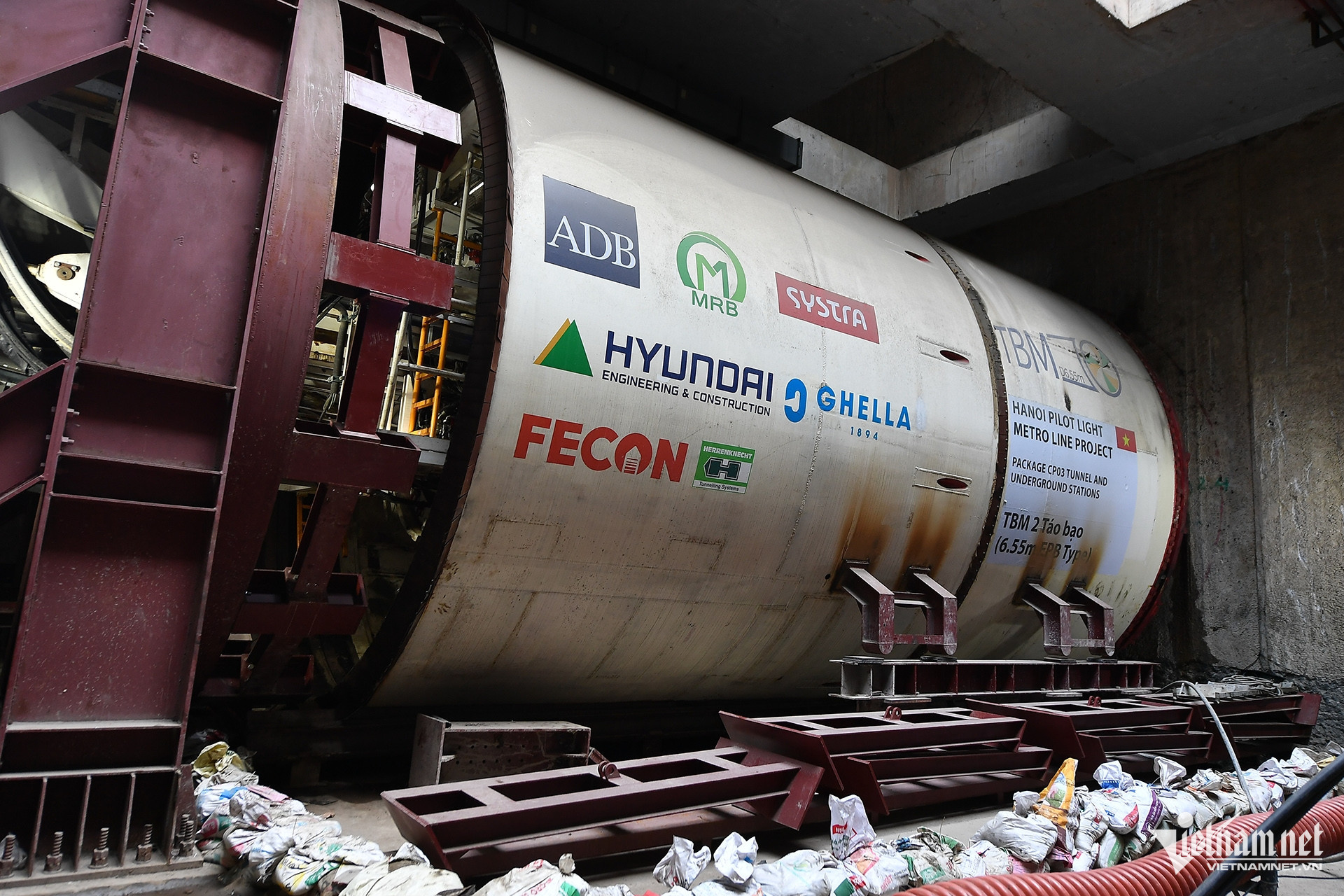 647 meters down: Progress on Hanoi’s Nhon-Hanoi metro tunnel