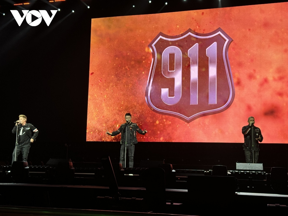 Westlife The Hits Tour 2024 enthralls Hanoi audiences