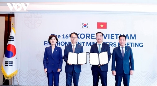 Vietnam and RoK ink natural resources and environment cooperation documents Vietnam and RoK ink natural resources and environment cooperation documents