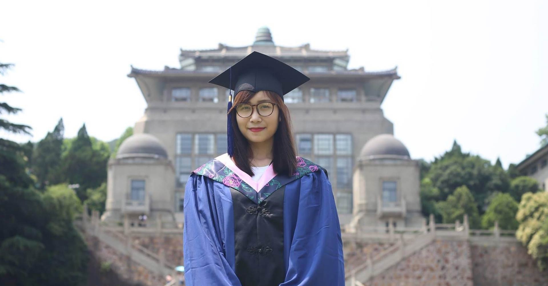 Poor student graduates university as valedictorian, wins doctoral ...