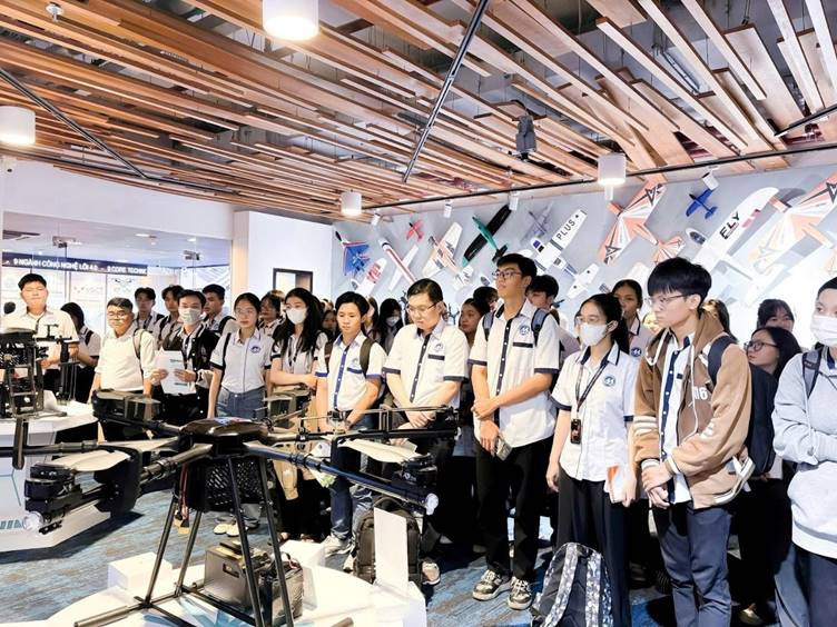 Which innovation model will reshape startup landscape in Vietnam?