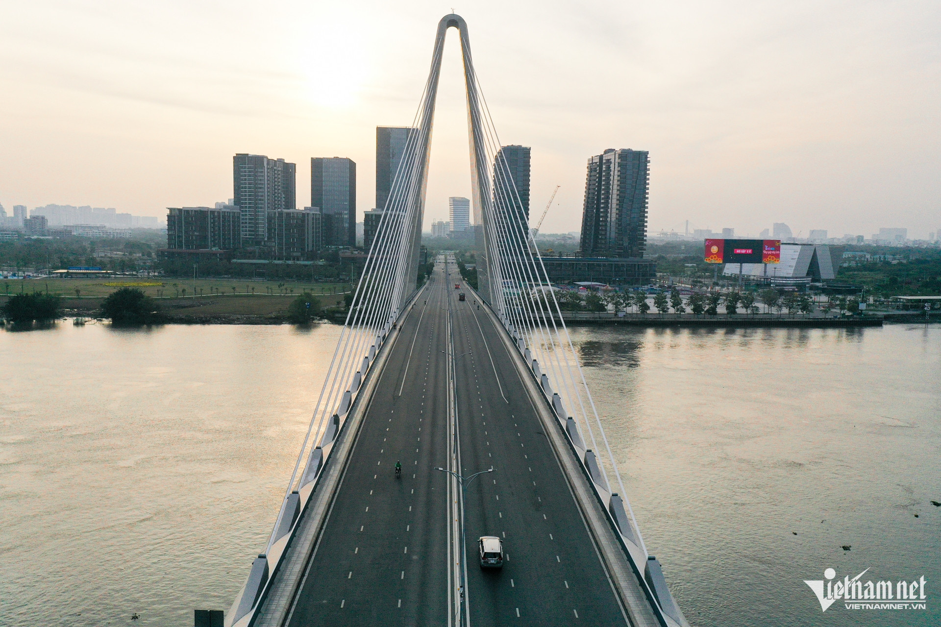 Ho Chi Minh City seeks ‘super policy’ to attract global-scale investors