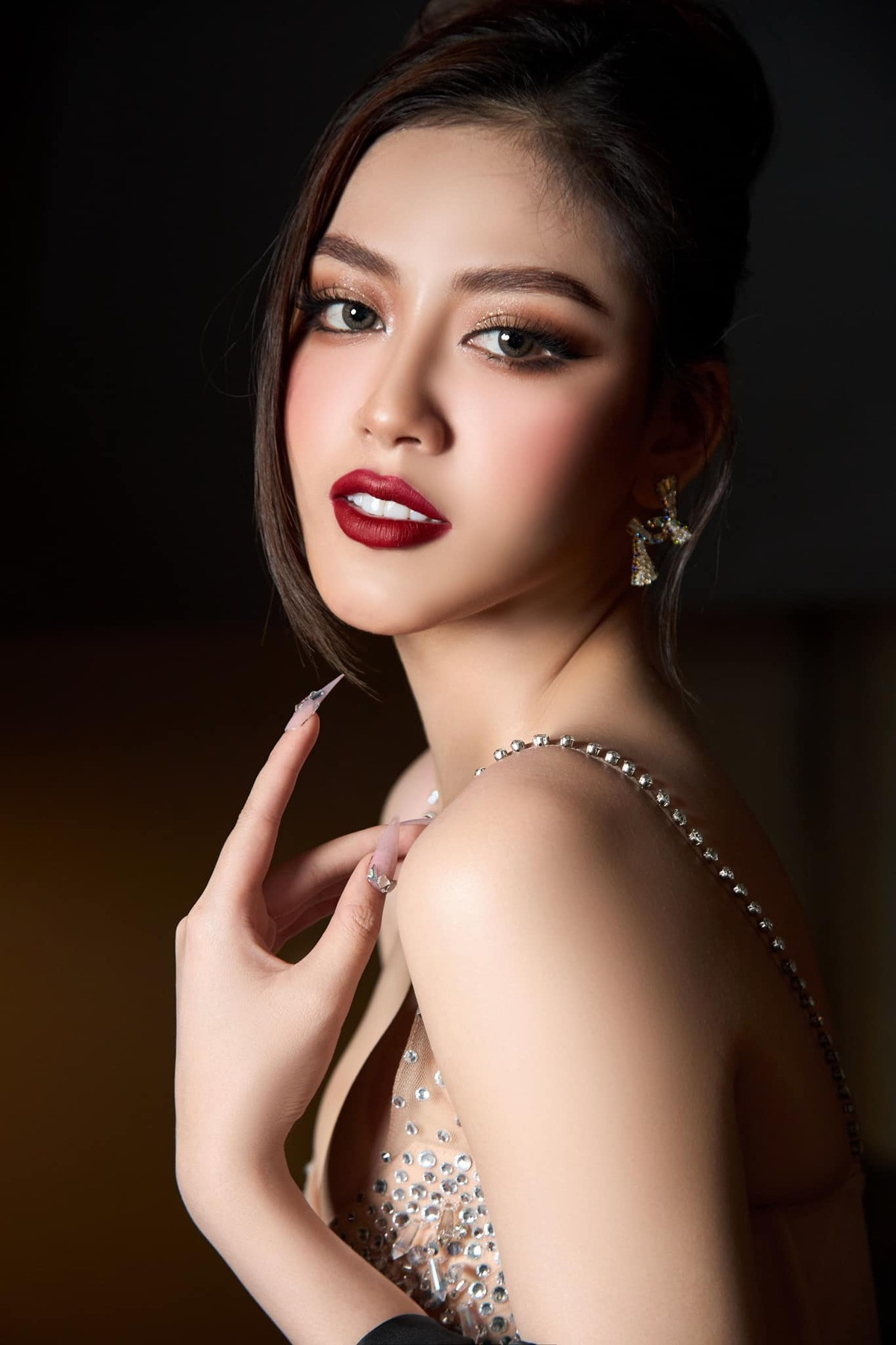 Former pageant winners compete in Miss Universe Vietnam 2025