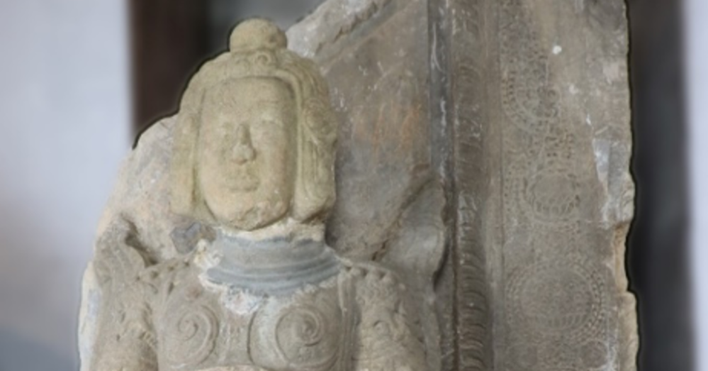 The 2-ton monolithic Kim Cuong guardian statues: VN's national Buddhist ...