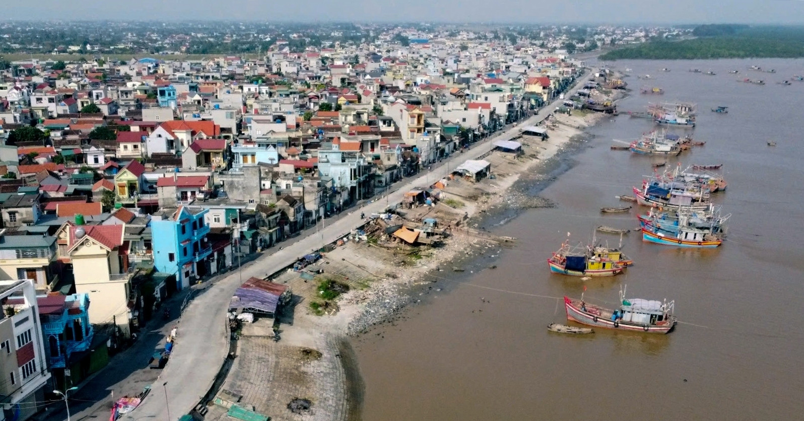 Vietnam’s smallest commune, most densely populated area: A story of ...