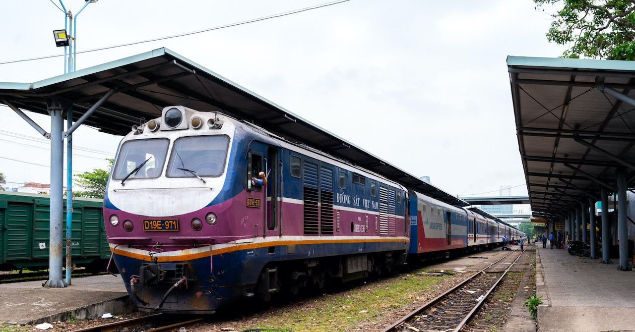 China to support Vietnam in building key cross-border railway