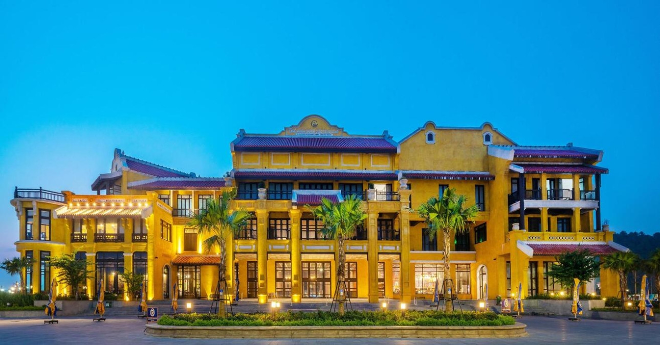 Ha Long Int’l Cruise Port: Where global travelers meet VN’s natural ...