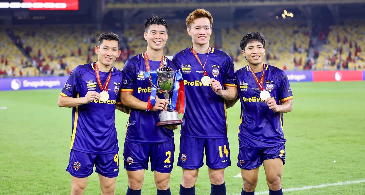 FIFA spotlights Vietnamese talent after ASEAN All Stars beat Manchester ...