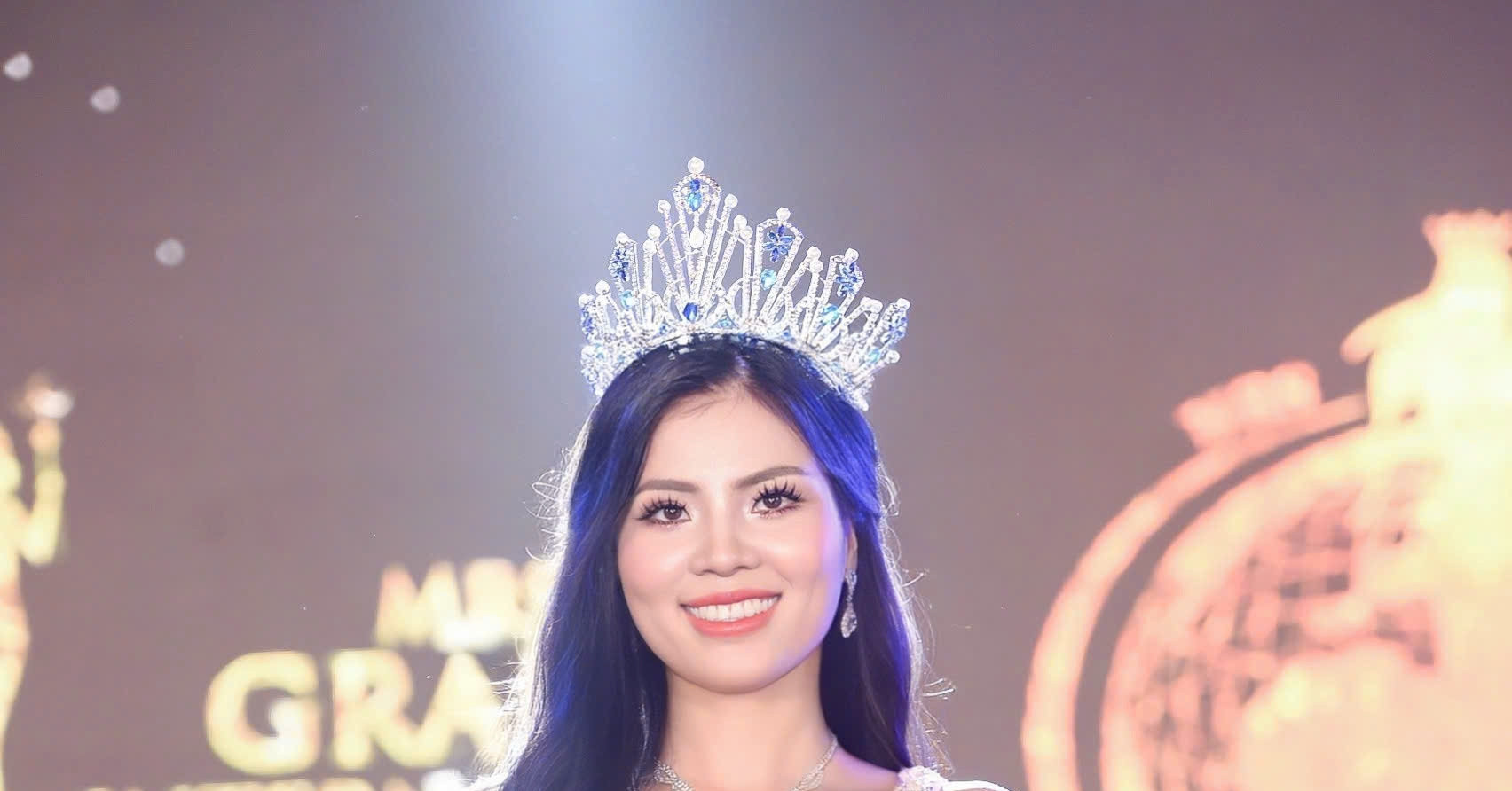 Vietnam's Nguyen Thi Thua wins global beauty queen title