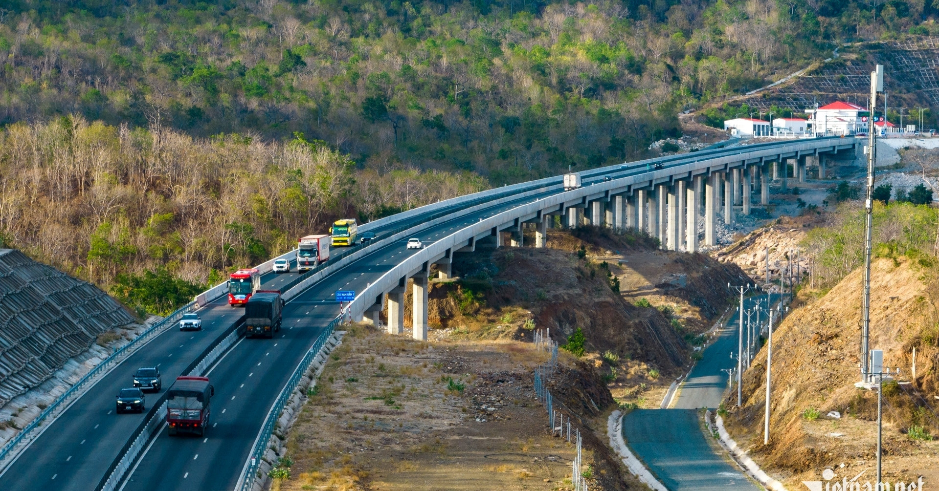 Massive development investment to fuel robust economic growth: MOF official