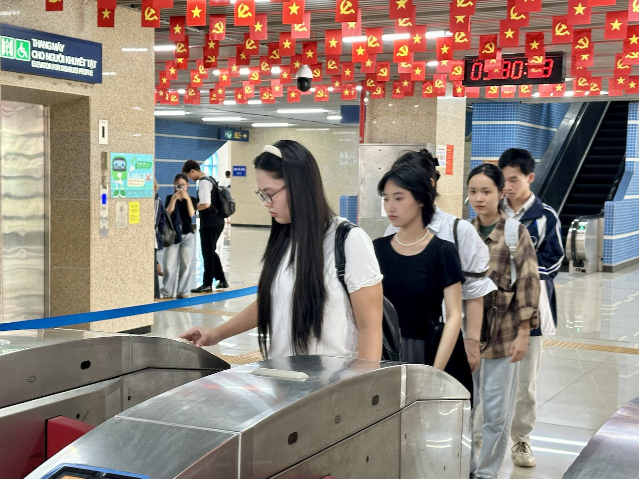 Hanoi tests biometric metro entry to improve passenger experience