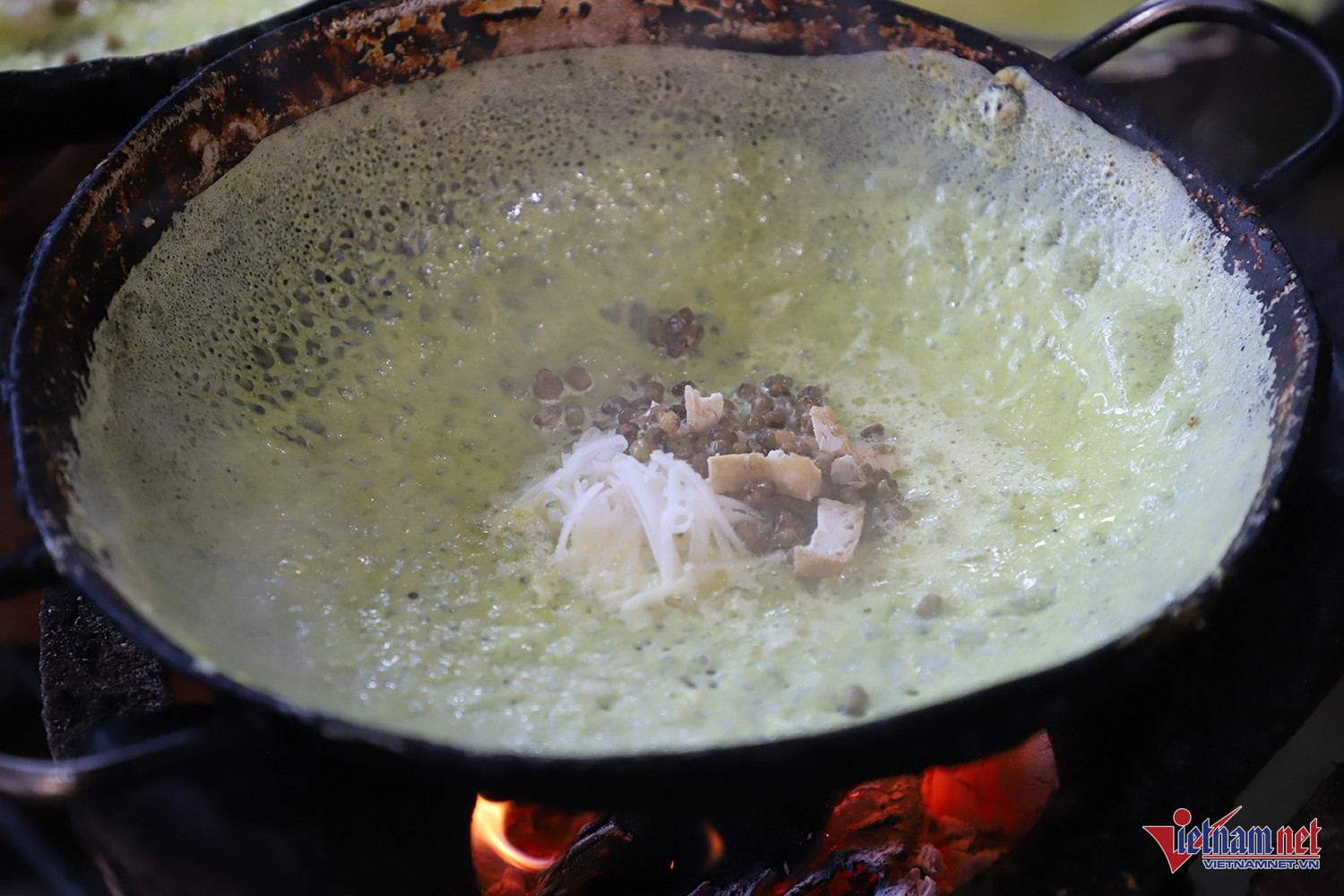 The ‘pancake pagoda’ of An Giang: Two decades of warmth and generosity