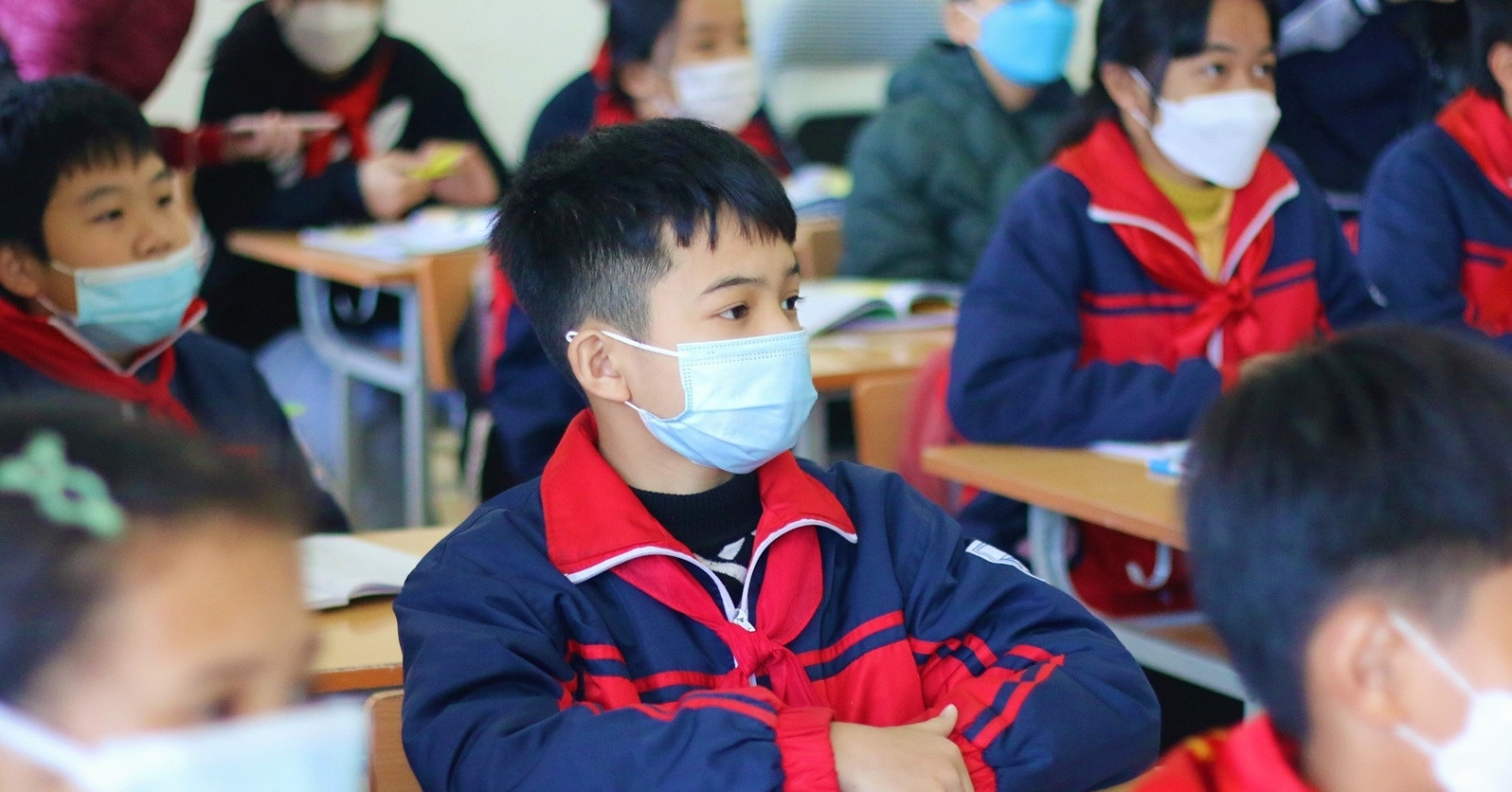 Hanoi schools may suspend classes amid severe air pollution
