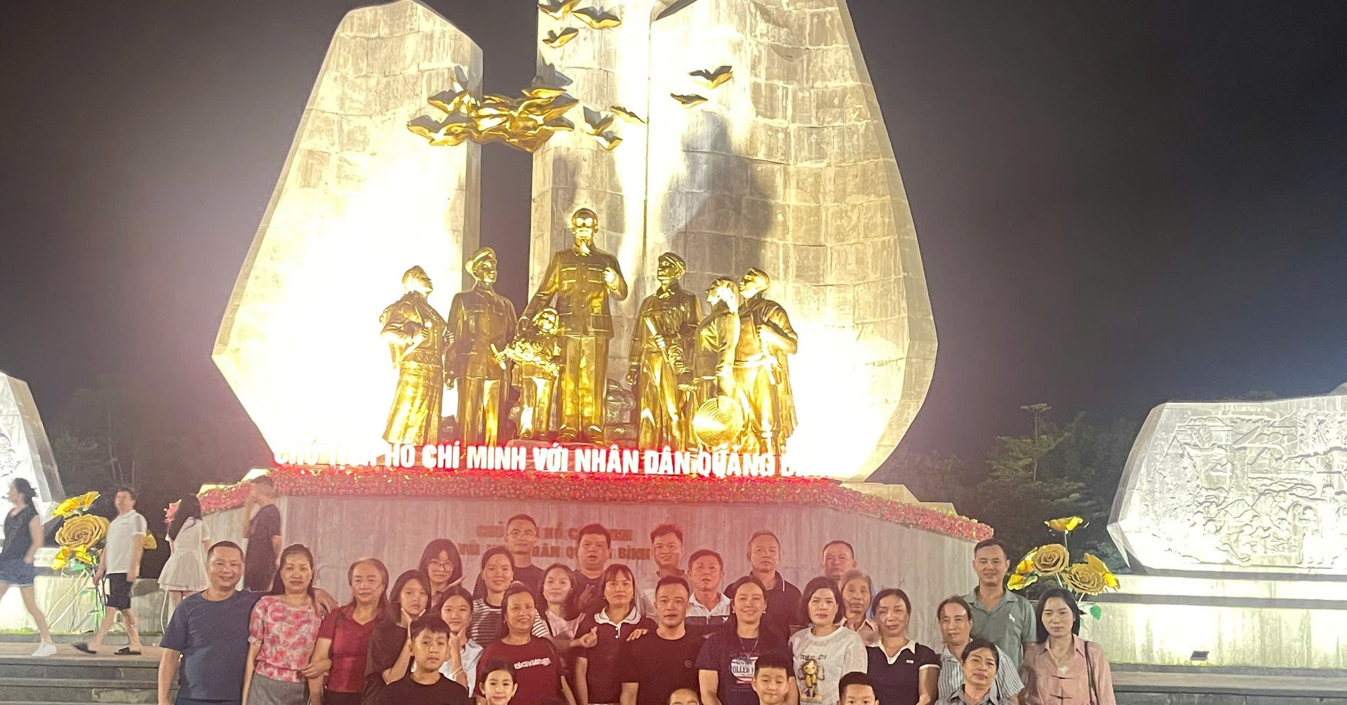 Family brings chung cakes, boiled chicken and 20kg of fruit on holiday trip