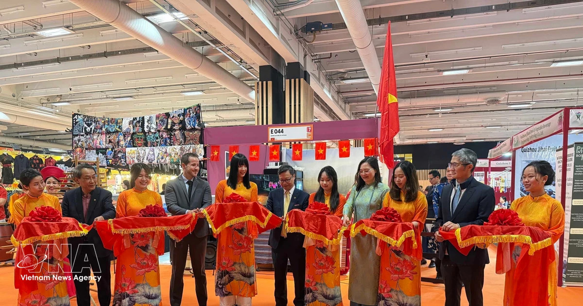 Vietnam space opens at Foire de Paris