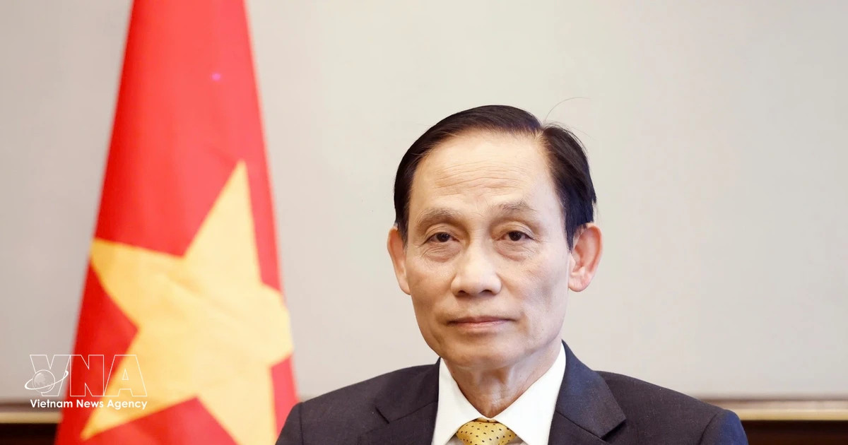 VN top leader's recent trips a great success: FM