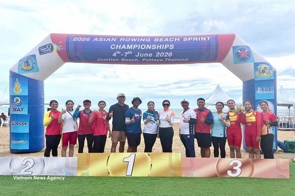 Vietnam win two golds at Asian beach rowing championships