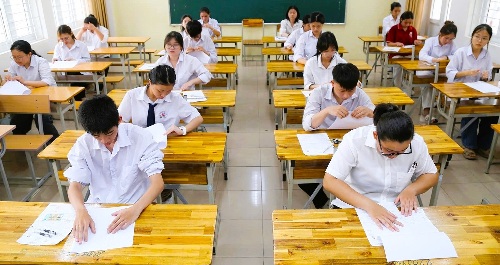 Independent candidates top Vietnam's 2026 national graduation exam